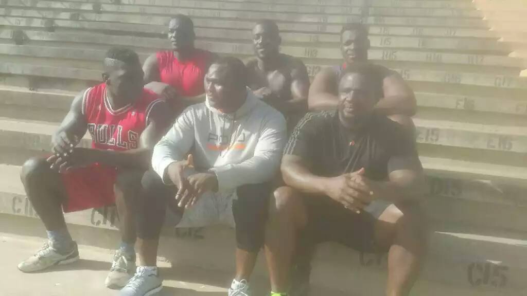 (Photo): Modou Lô et Papa Sow en toute complicité après les ...