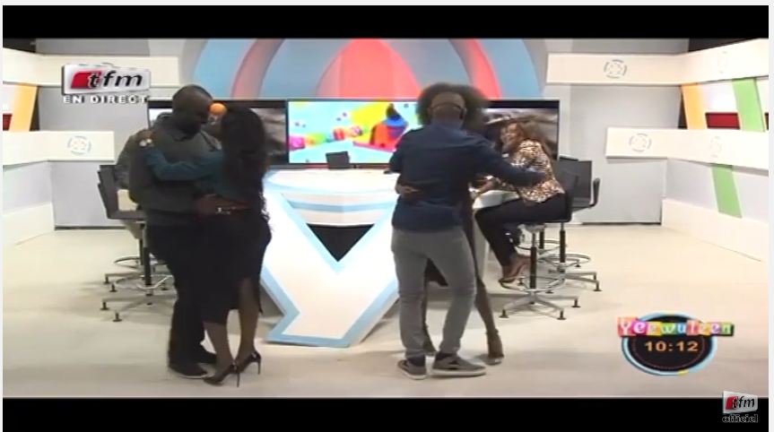 Vidéo- Quand le plateau de yeewu leen s’adonne au « funana dance ...