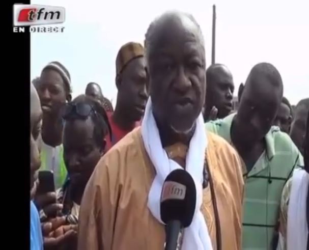 Vidéo Les Prières De Serigne Cheikh Ndiguel Fall à Serigne Cheikh