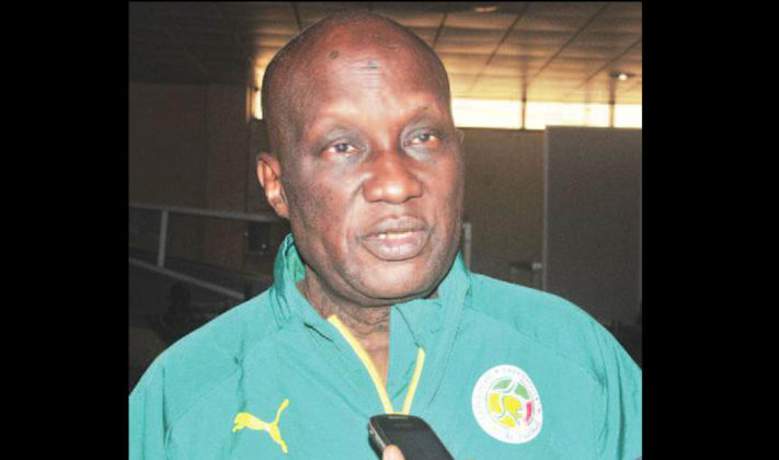 Foot: La famille du Sport réunie pour rendre un ultime hommage au Pr ...