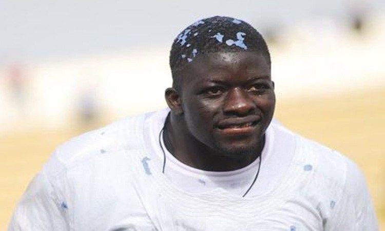 Vidéo: Le lutteur Zoss aperçu dans un ...