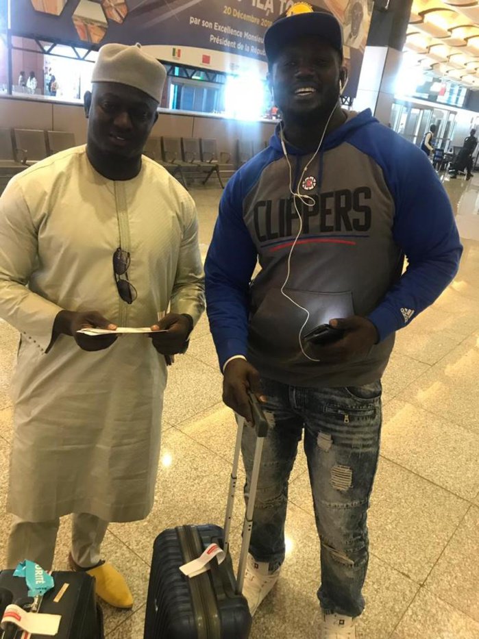 02 Photos : Balla Gaye 2 s’envole pour…