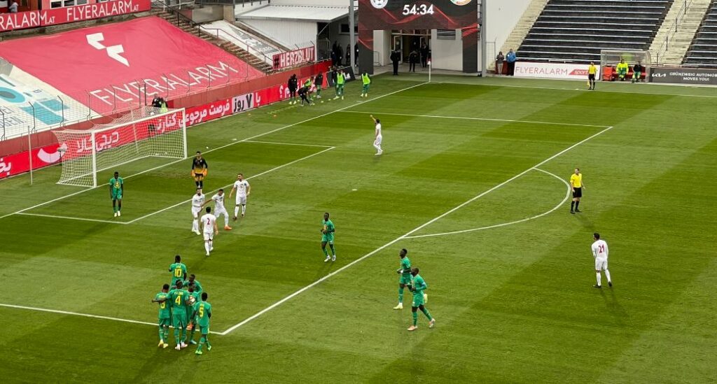 Iran vs Sénégal: Le Sénégal ouvre le score sur un CSC