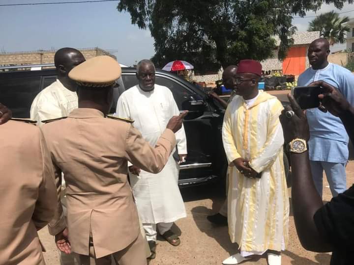 Gamou 2022: Abdou Karim Fofana en tournée dans les différents marchés ... Gamou 2022: Abdou Karim Fofana en tournée dans les différents marchés ...