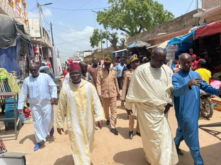 Gamou 2022: Abdou Karim Fofana en tournée dans les différents marchés ... Gamou 2022: Abdou Karim Fofana en tournée dans les différents marchés ...