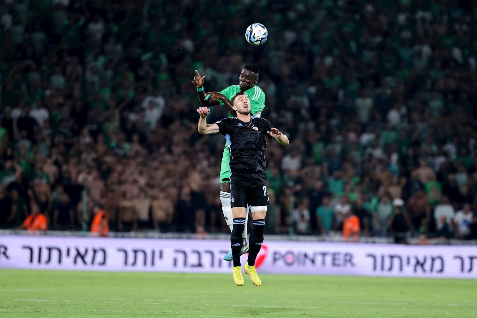 Le Maccabi Haïfa, tel un roc, poursuit son chemin vers la Ligue des ...