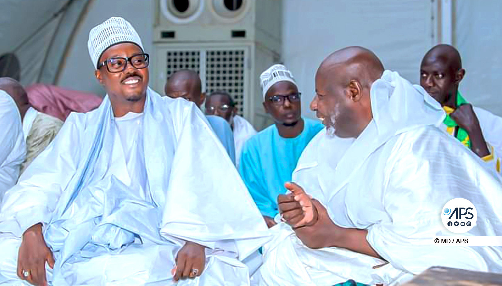 2 Photos Serigne Bassirou Mbacké Abdou Khadre Lexemplarité