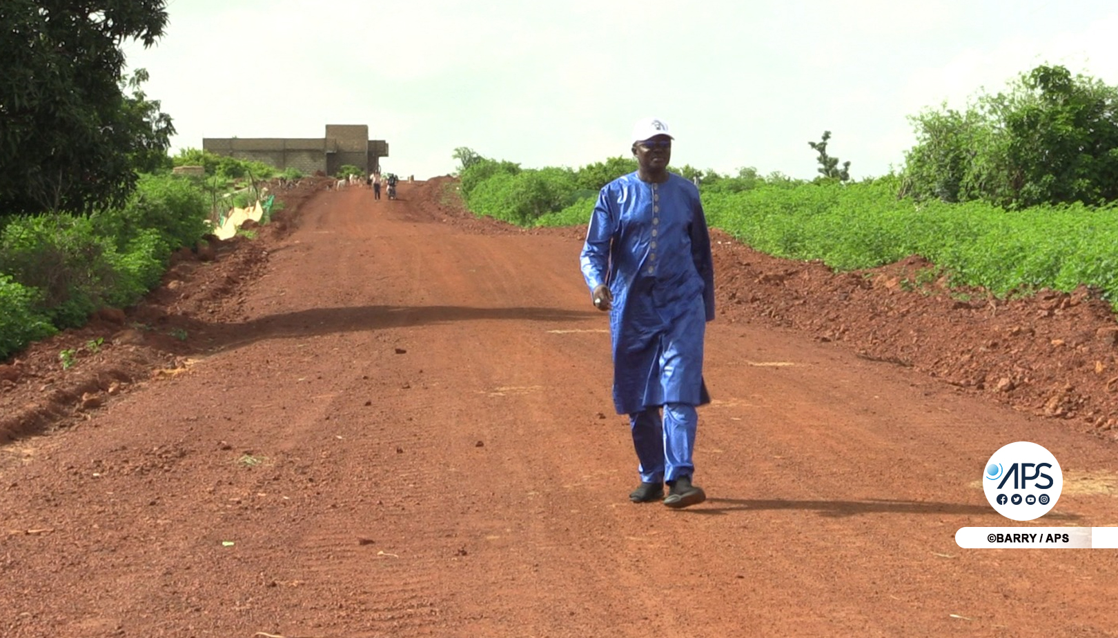 Photo: Inauguration d’une nouvelle piste rurale pour désenclaver ...