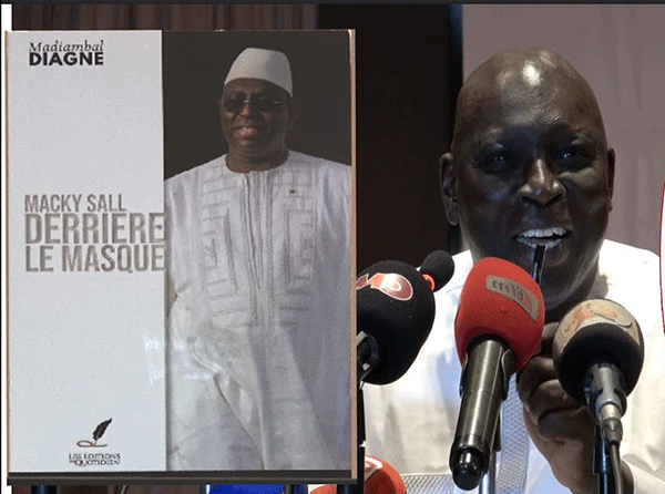 Vidéo Derrière Le Masque De Macky Sall Président Du Sénégal Un