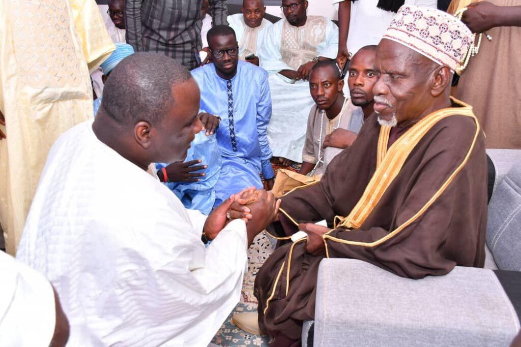 Gamou 2023: Déthié Fall et les leaders de YAW à Tivaouane, Thiénaba et ...