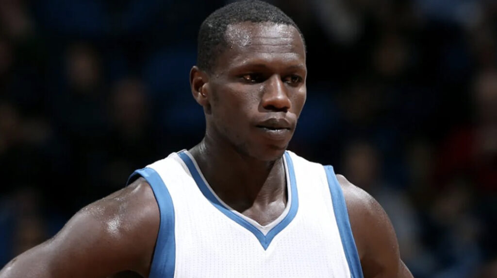 Gorgui Dieng prend sa retraite de la NBA et formule une demande ...