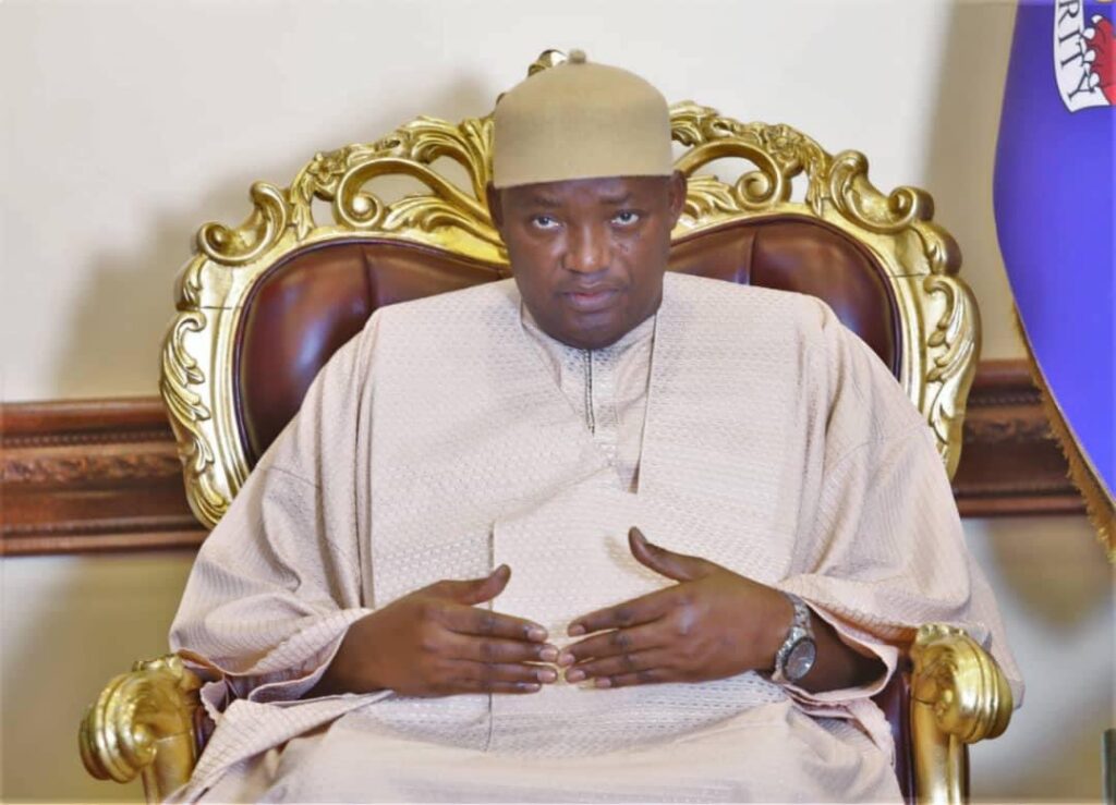 Le président gambien Adama Barrow adresse ses félicitations au ...