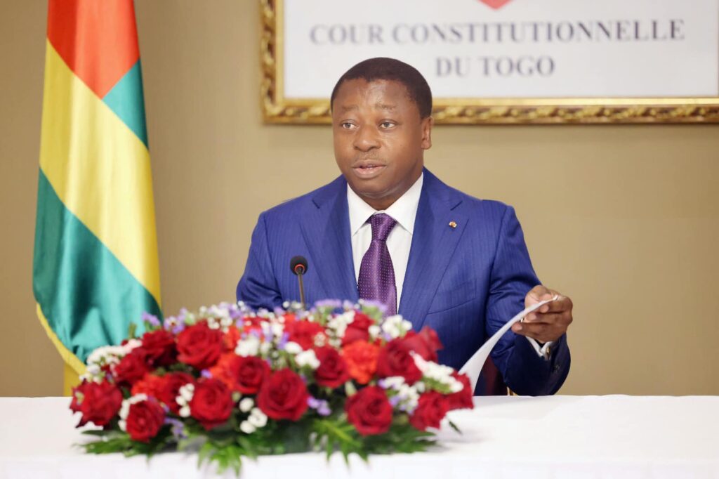 Togo adopte une nouvelle constitution parlementaire - Senego.com