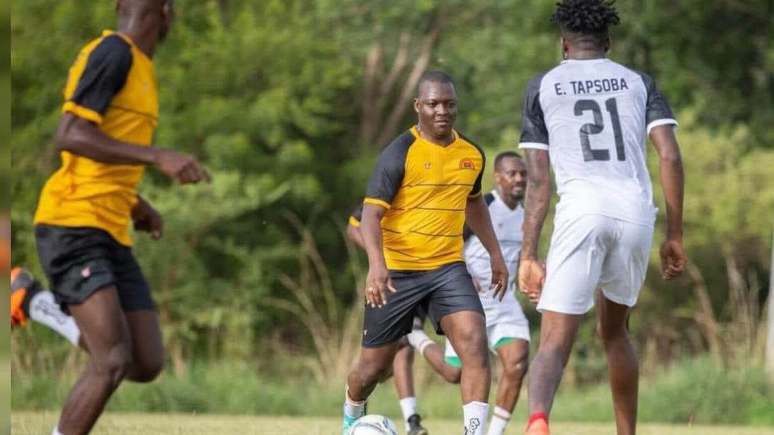 Burkina Faso : Ibrahim Traoré brille lors d’un match de gala avec les ...