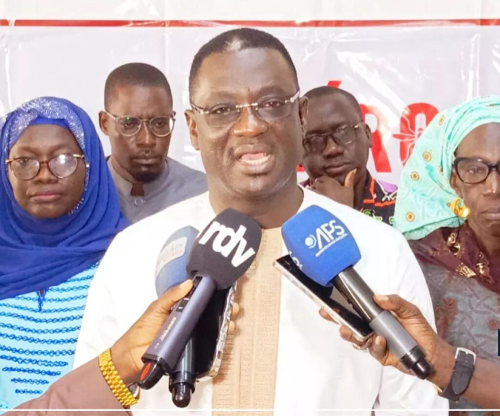 Entraide spectaculaire des communes de Kaolack, Sibassor et Kahone ...