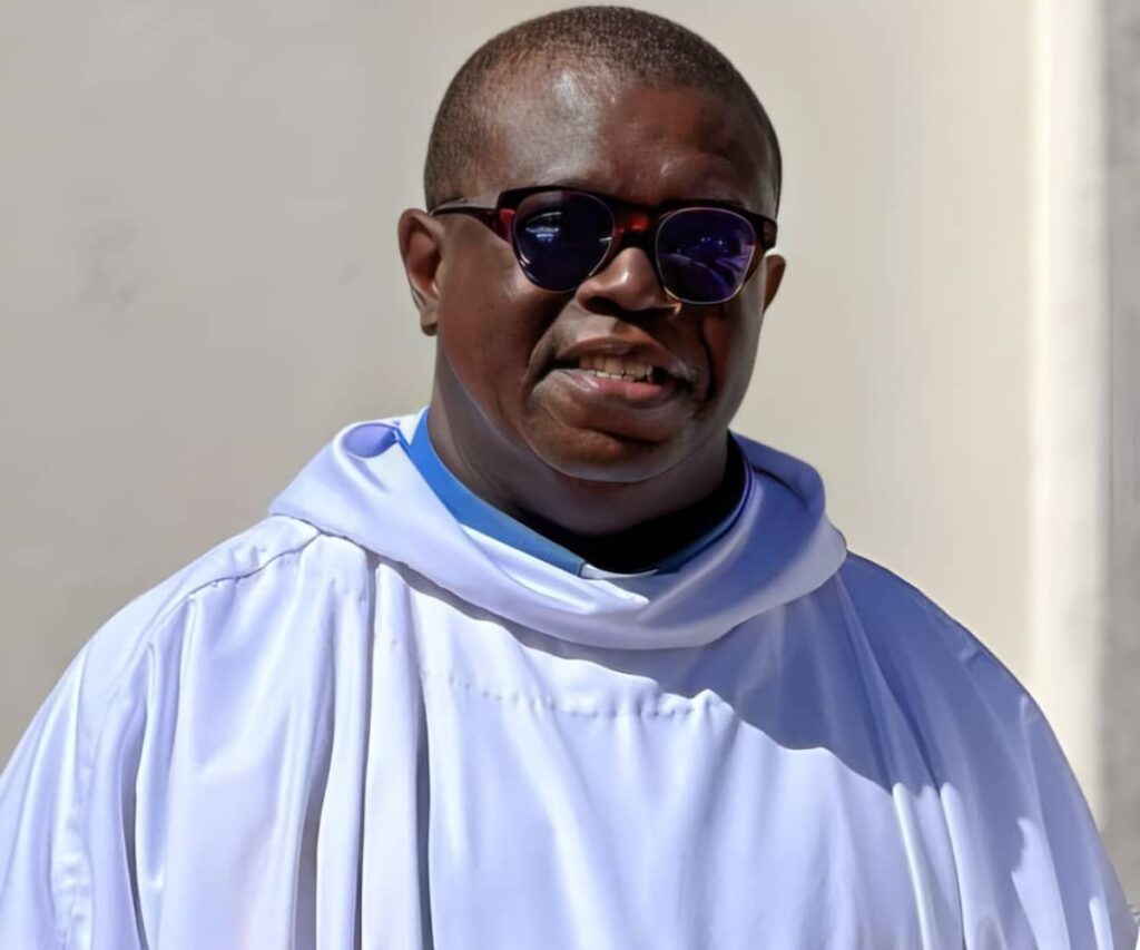 Le Vatican nomme un nouvel évêque après trois ans d’attente : découvrez ...