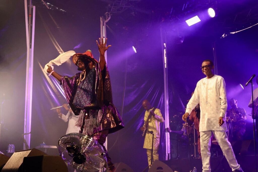 (6 Photos) Concert inoubliable de Youssou Ndour en France ! - Senego.com