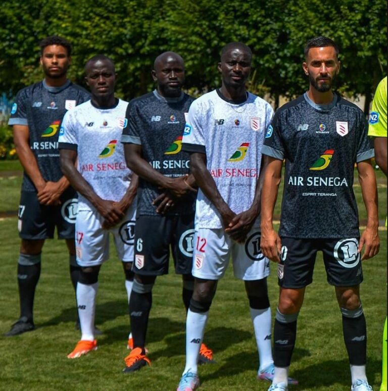 (Photos) Bourges Fc: L’équipe de Sadio Mané dévoile son nouveau maillot ...