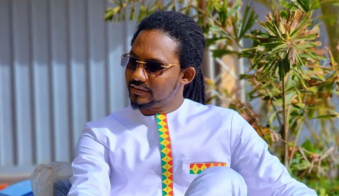 Pape Sidy Fall face à un arnaqueur audacieux… Découvrez comment il a ...