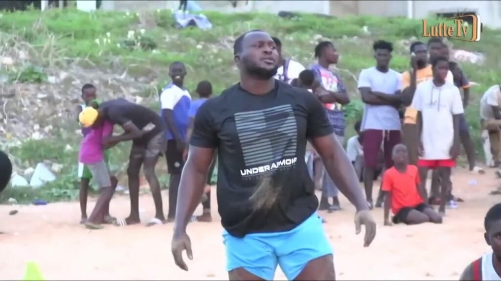 Modou Lô : Une Préparation Intense Avant l’Affrontement contre Siteu