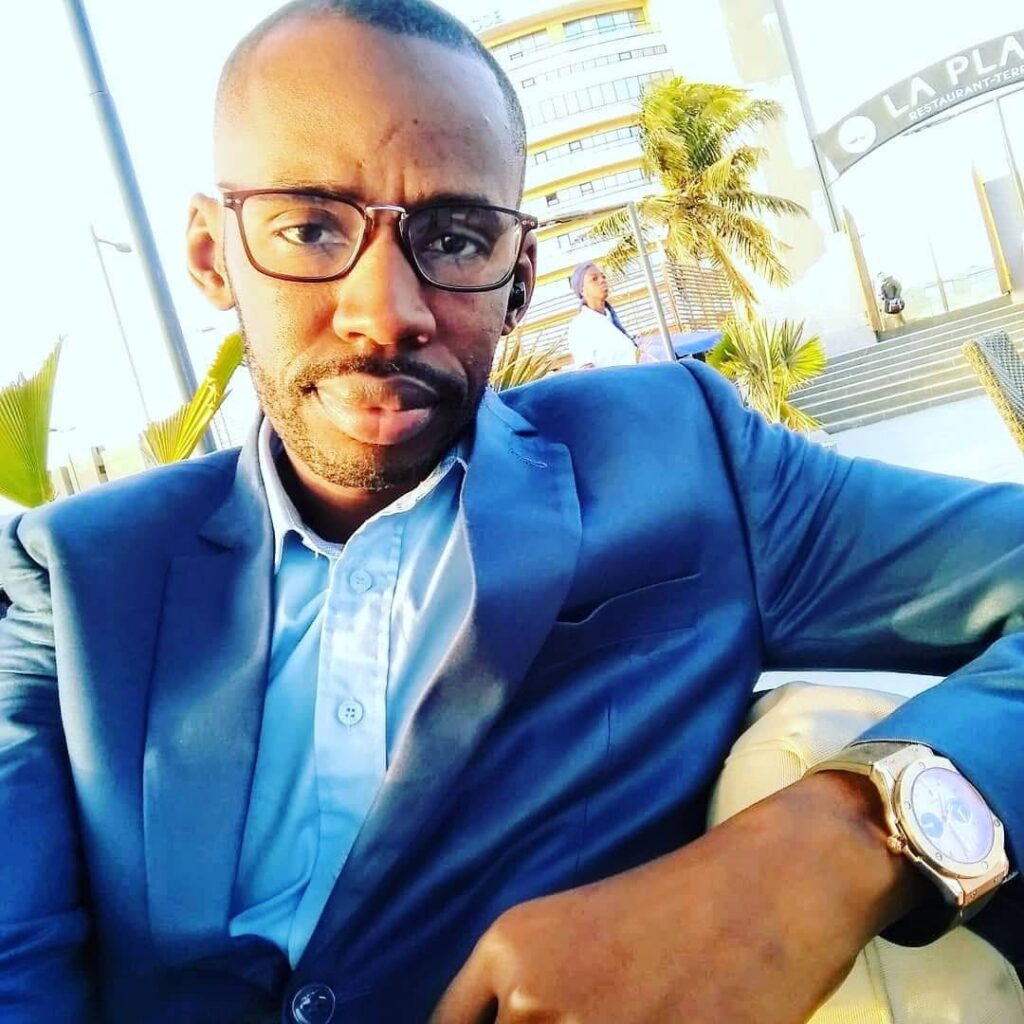 Djim Dieye, animateur de TFM, annonce son mariage après une maladie