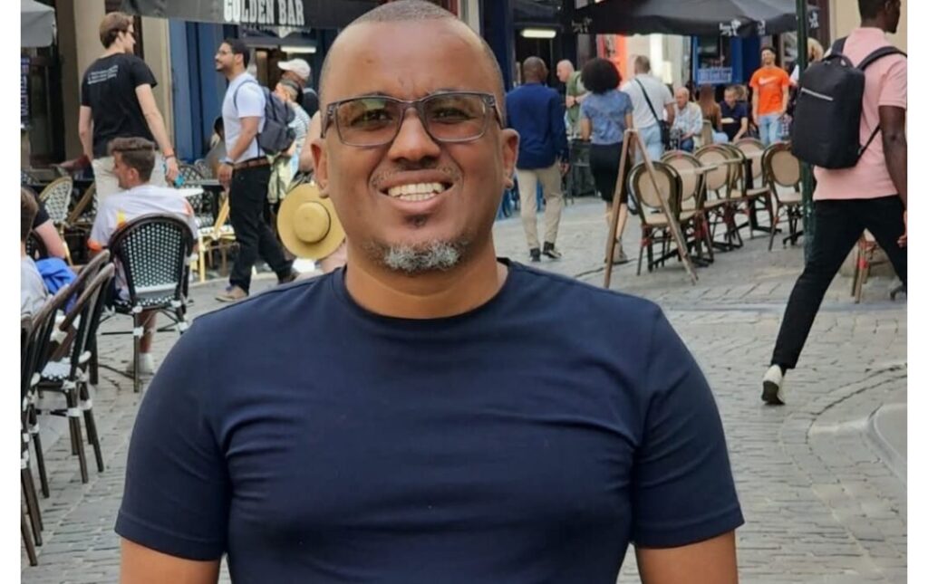 Urgent : Le politicien Oumar Sow convoqué par la Cybercriminalité : Une ...