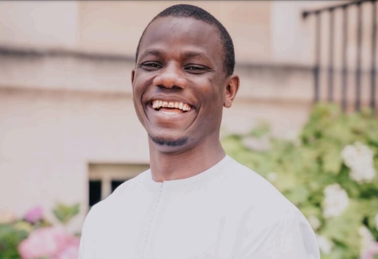 Cheikh Ahmadou Bamba Ndiaye écrivain – Senego.com – Actualité au Sénégal, toute actualité du jour