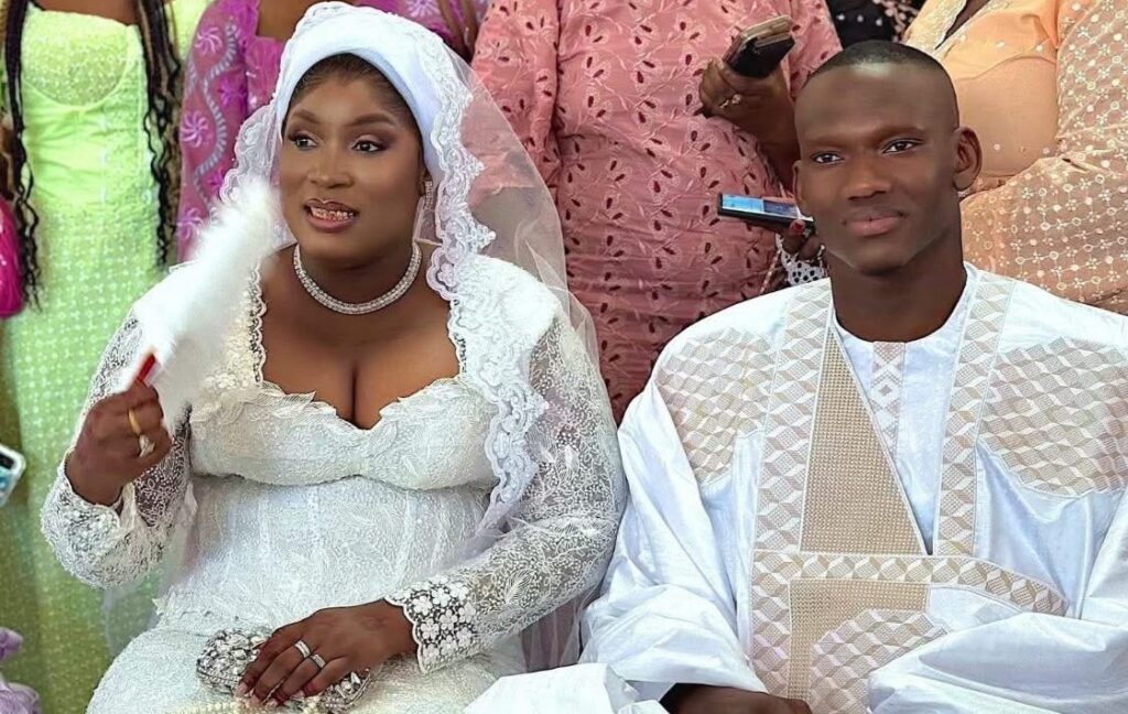 Jamila Ibrahima Diallo : La directrice de la Case des Tout-Petits se ...