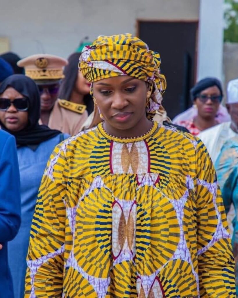 Marie Khone Faye: Élégance et engagement à Saint-Louis