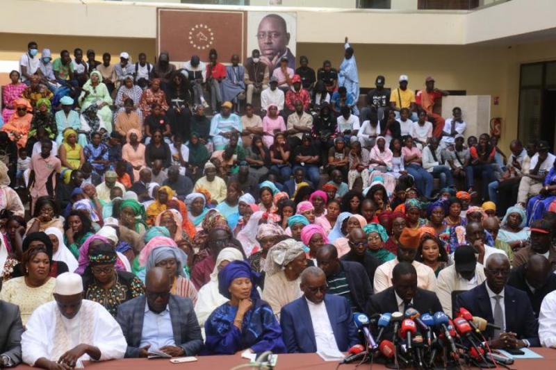 Remaniement gouvernemental: l’APR parle de dérive autoritaire et ...