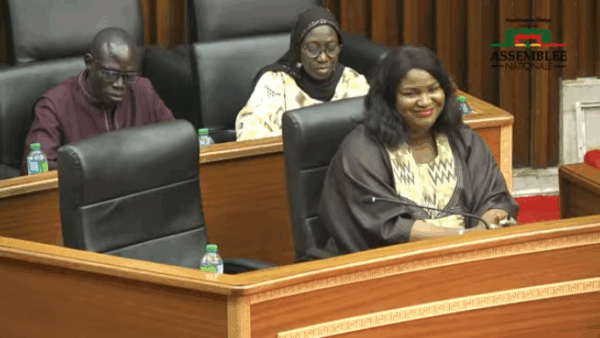 Assemblée nationale : Marie-Rose Khady Fatou Faye fait sa première ...