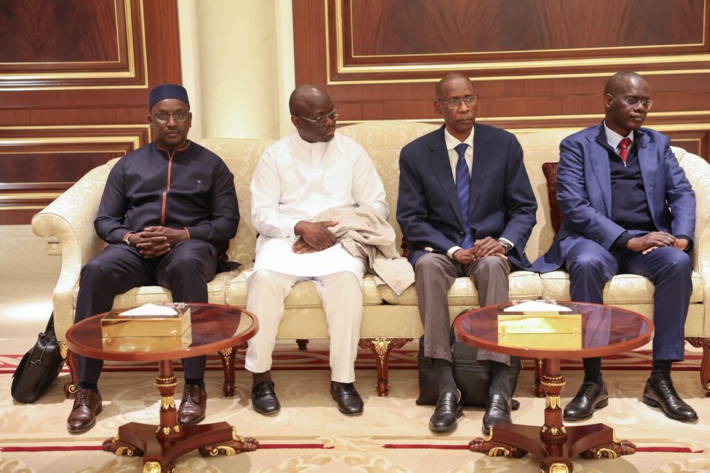 La Matinale Senego : La détention de Ngom, l’arrestation de Gueye et l ...