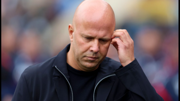 Liverpool : Arne Slot fait ses valises, Iraola prend les clés d’Anfield