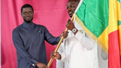 Défaite face à la France : le Président Bassirou Diomaye Faye encourage ...