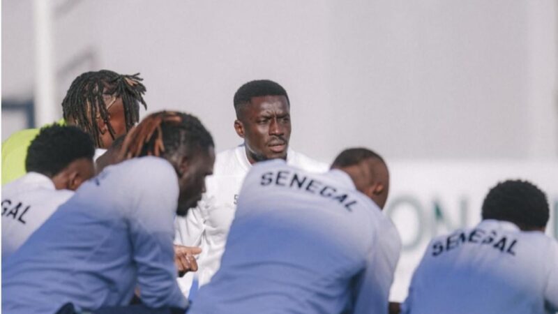 Primes impayées, repas inadéquats, contrats en suspens : Mansour Loum ...